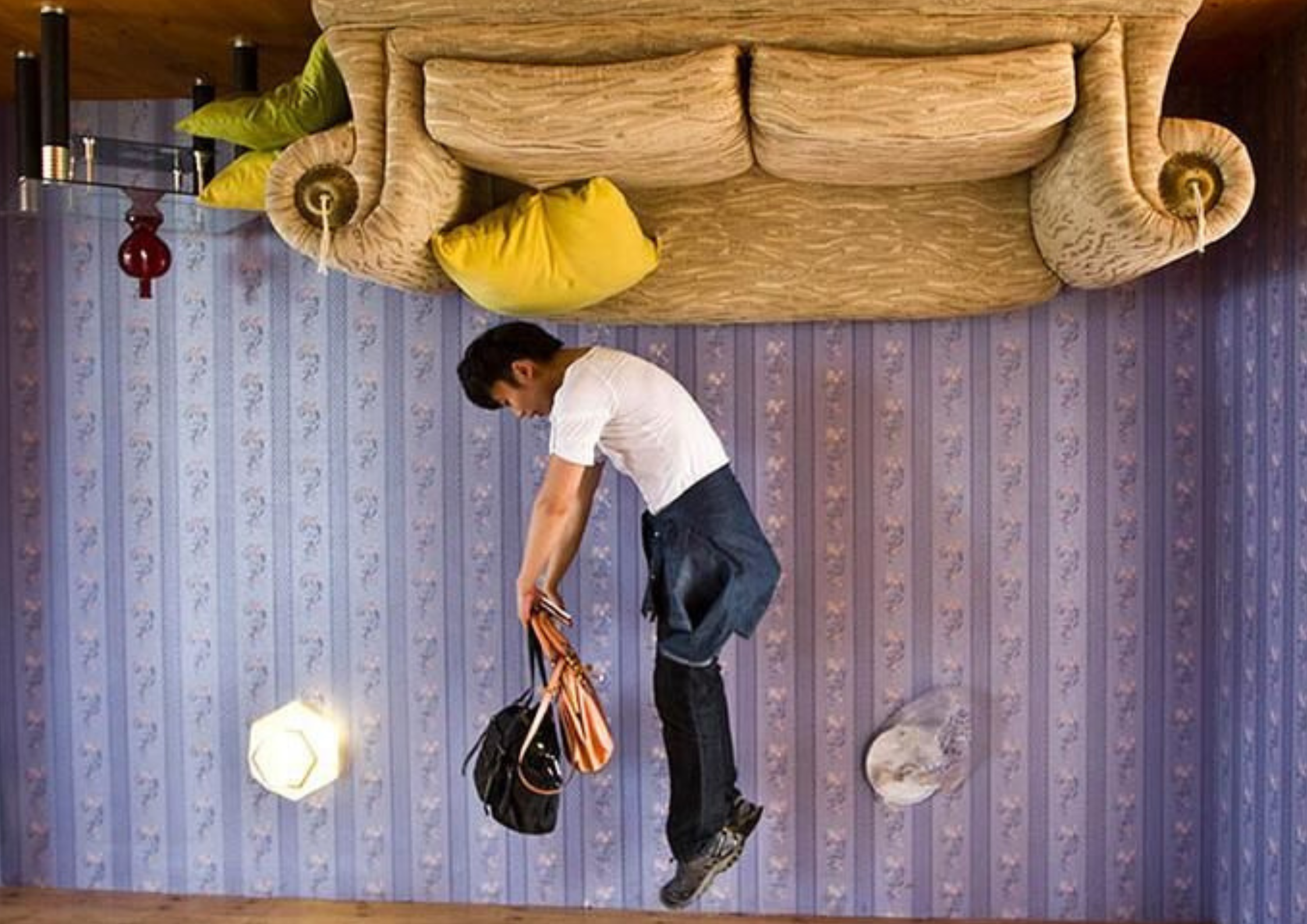 The Upside Down House Museum & Fun Attractions - Kanok Phuket Tour